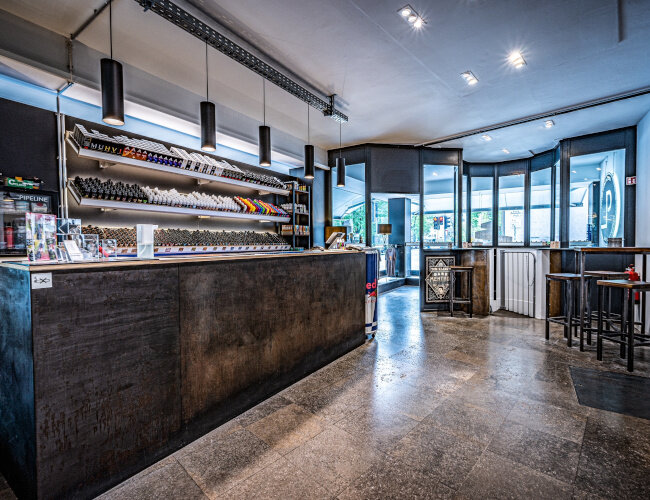 PIPELINE Stores